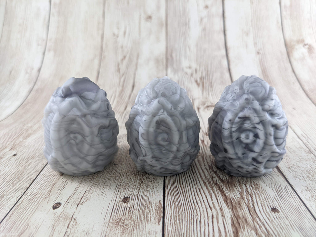 Many Eyed Creature Clutch Size Small (Many Eyed Creature/Medium, Many ...